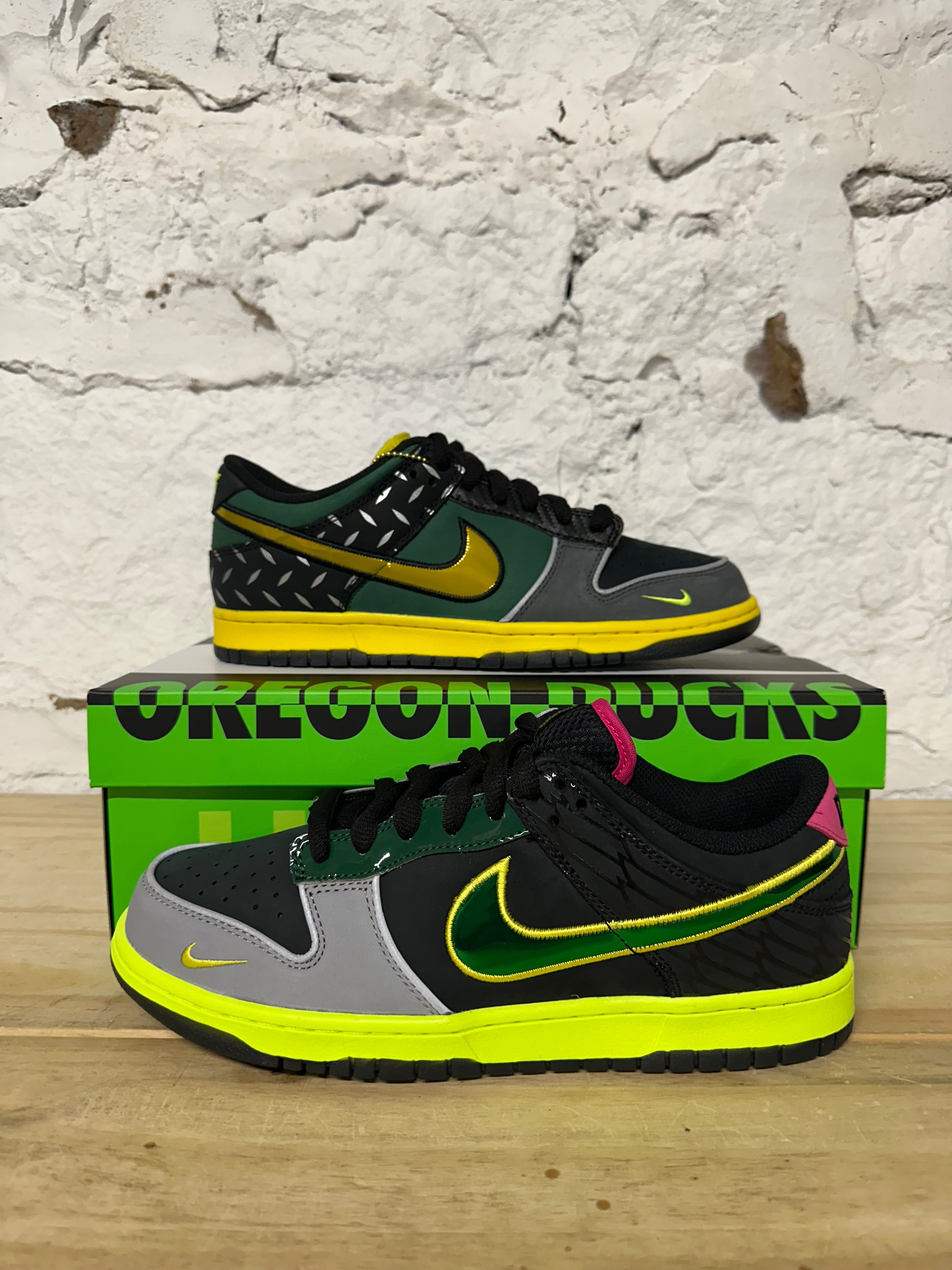 Nike Dunk Low Oregon What The Duck Sz 8.5 DS – The Gallery Online
