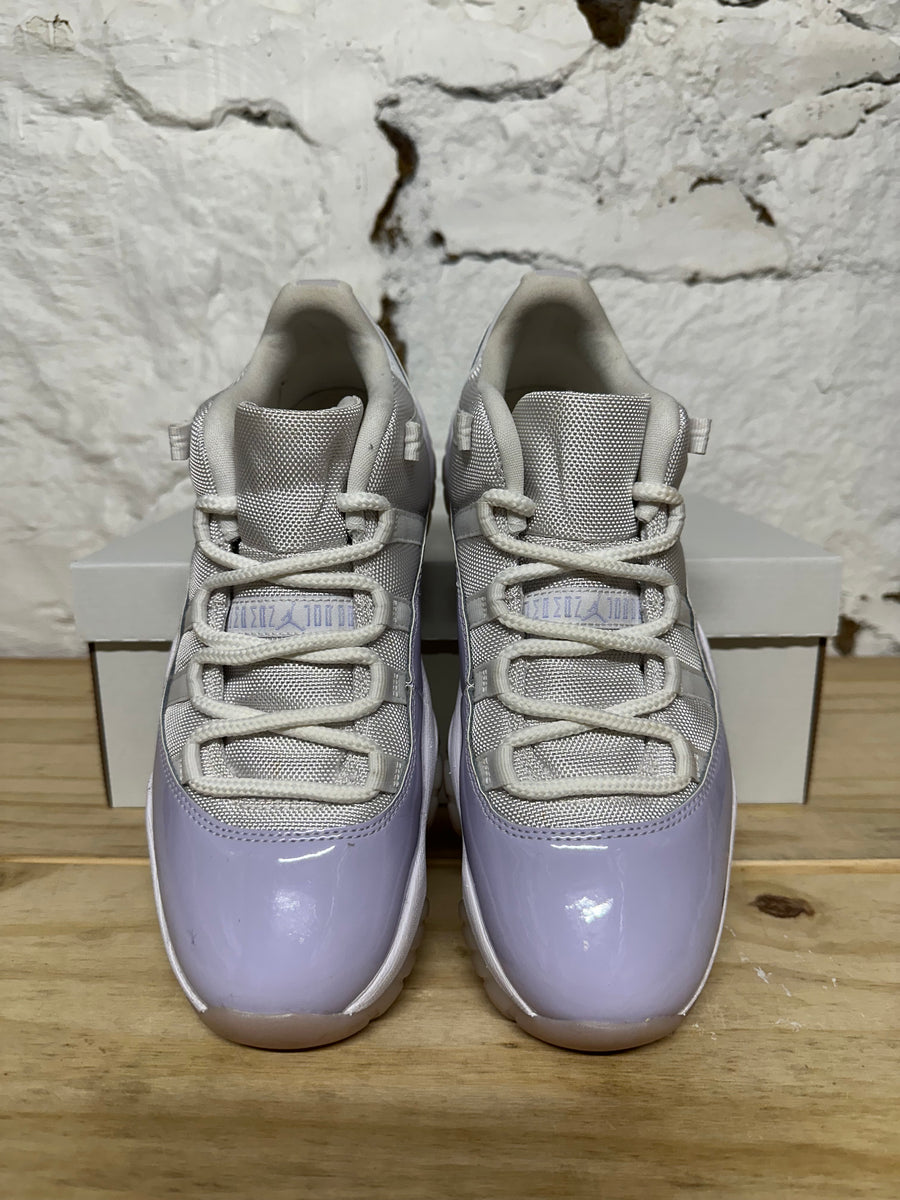 Air Jordan 11 Low Pure Violet Sz 8.5 (10W) – The Gallery Online