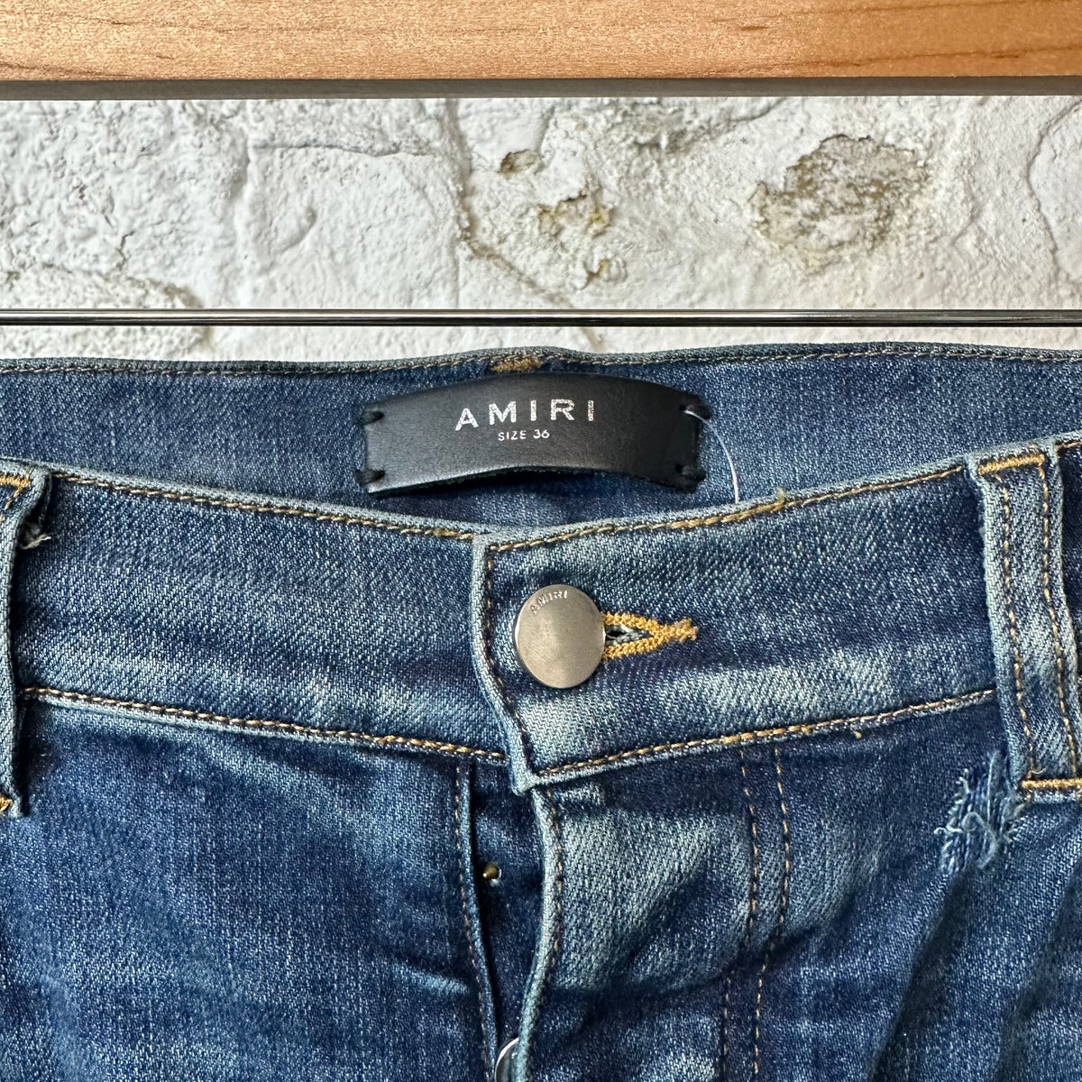 Amiri Rips Dark Blue Denim Jeans Sz 36 – The Gallery Online